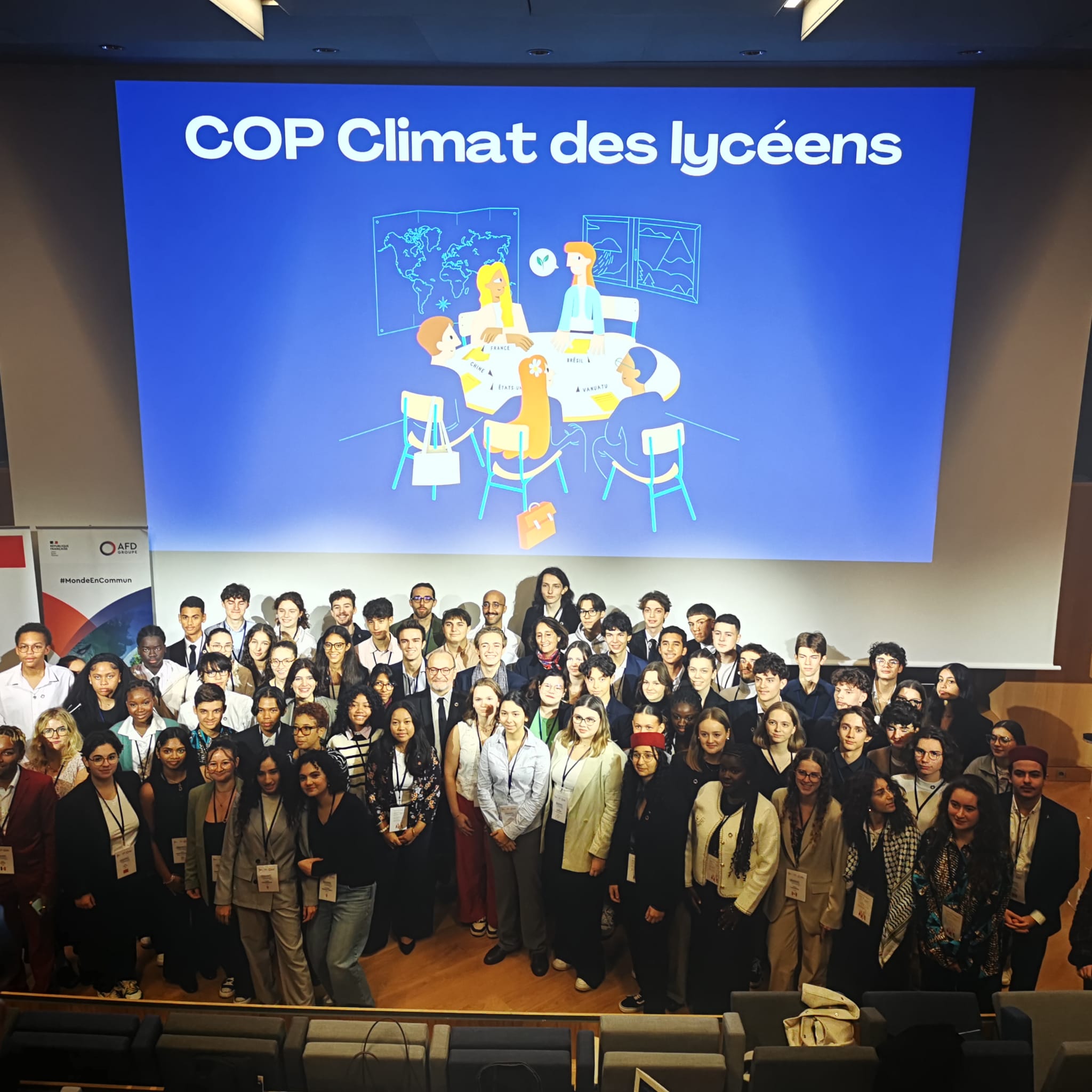 Deux lycéens participent à la grande simulation de la COP Climat ...